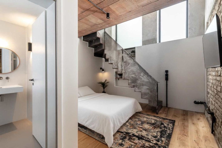 Factory Loft Duplex -40sqm- Near Antonplatz - Berlin