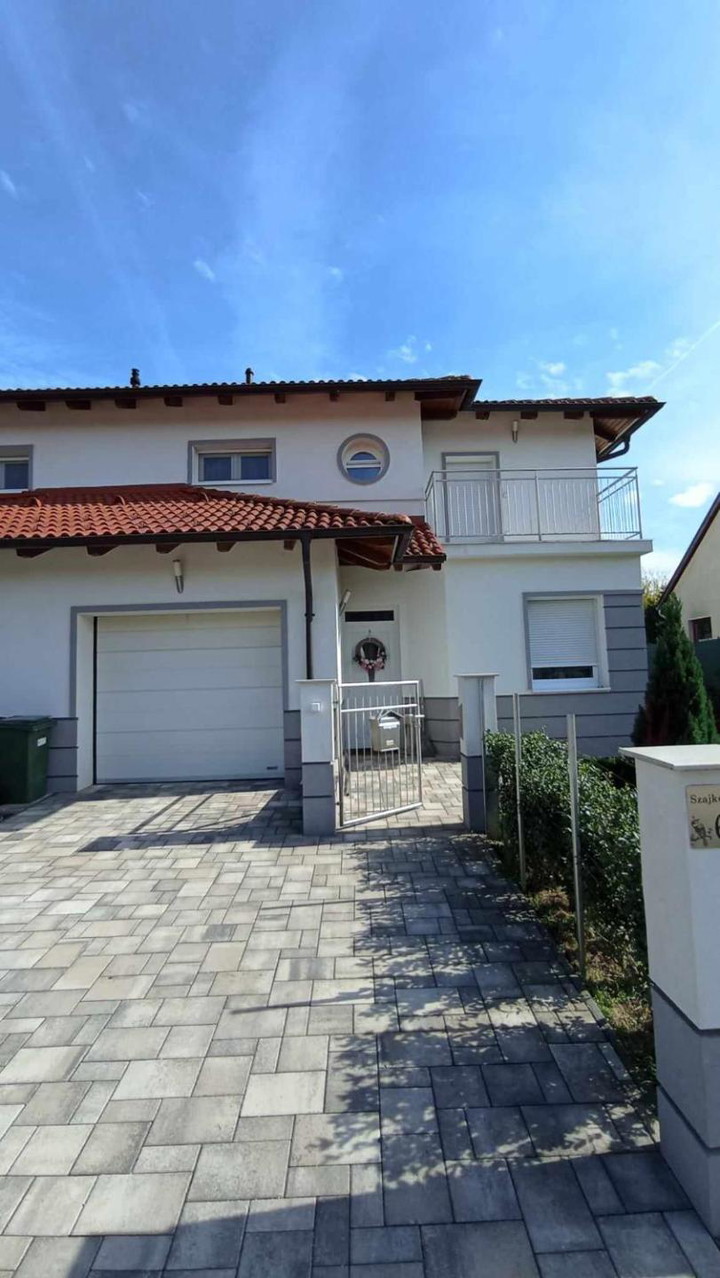 Klau & Bali Apartmanház Sopron - Sopron