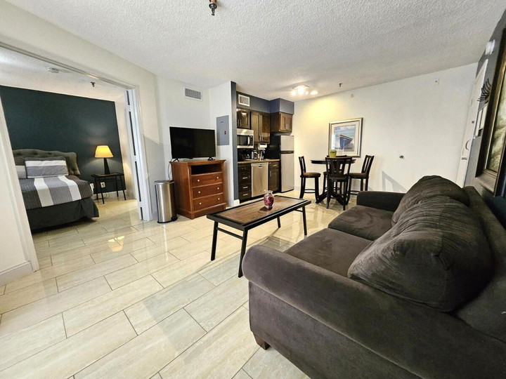 Pool View Family Condo Disney Universal Orlando - ESPN Wide World of Sports Complex