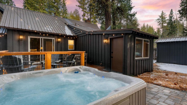 Westlake Cabin By Avantstay - Tahoe City, CA