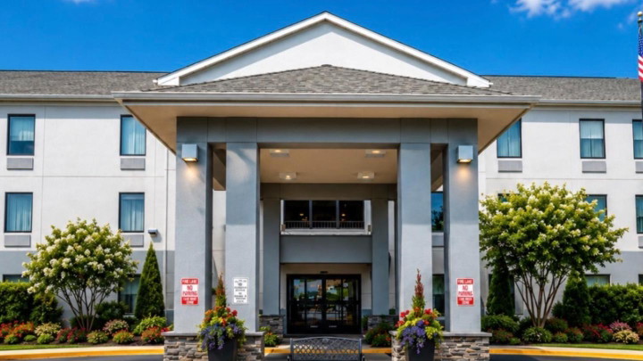 Holiday Inn Express & Suites Burlington - Mount Holly By Ihg - Bensalem, PA