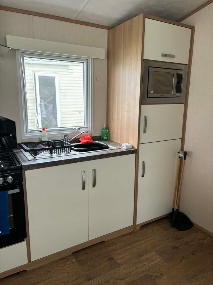 Villa On Harts Holiday Village, Leysdown,facilities On Site, Indoor Swimming Pool, Entertainment Etc, Please Note Park Passes Can Be Purchased At Reception - Faversham