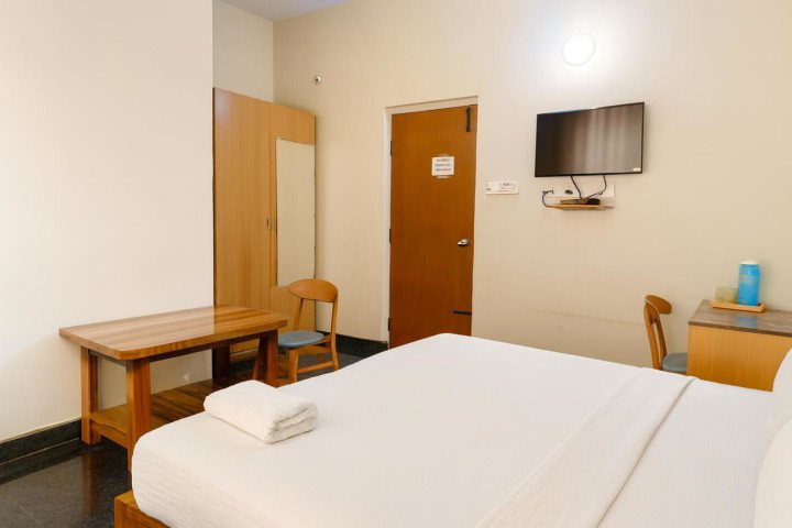 Stayz Royale Vijayanagar Mysuru - Srirangapatna