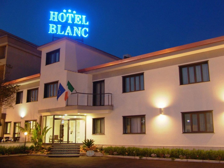 Hotel Blanc - Torre del Greco