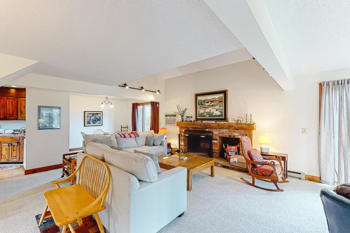 Saltbox 12a - Vermont