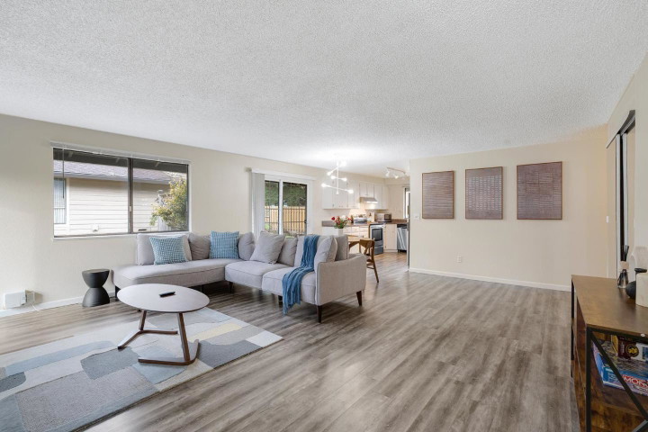 Garden Park Getaway - Wilsonville, OR