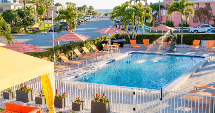 St. Pete Beach Suites - Tampa Bay, FL