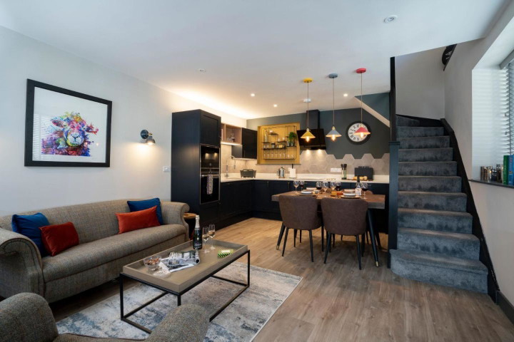 Spacious - Contemporary Home - Central Ambleside - Parking - Ambleside