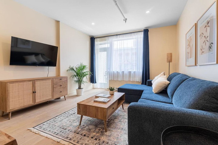 2br Downtown Suite With Balcony - Montréal