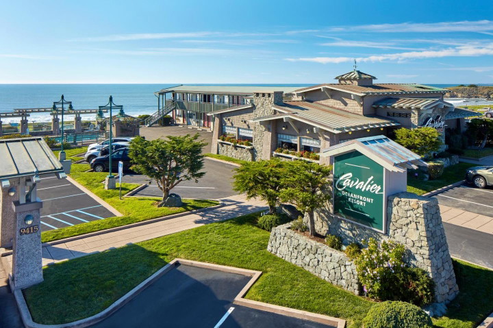 Cavalier Oceanfront Resort - San Simeón, CA