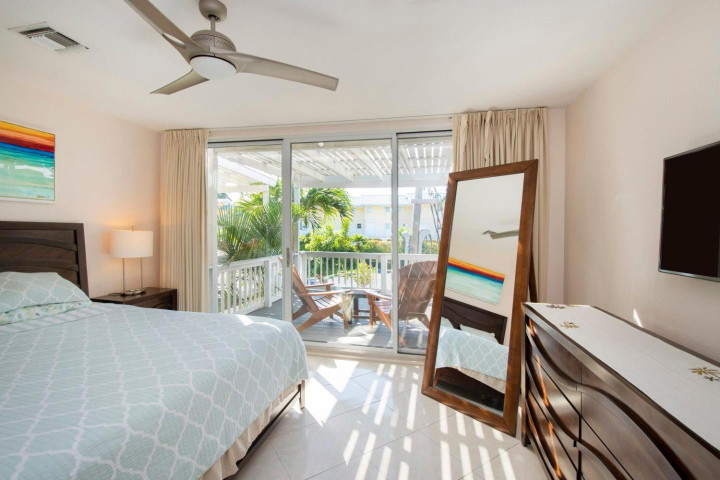 Beach Living At Island Pine Villas Blaw - Cayman Islands