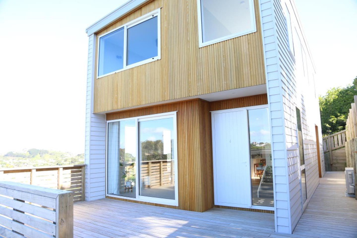 Skyline Vista - Entirely New House With Luxe Views, Espresso, Netflix & Free Parking - Wellington