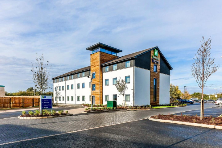 Holiday Inn Express Cambridge By Ihg - Cambridge