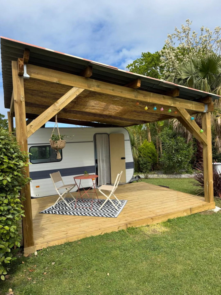 Caravane Chic Et Vintage - Bidart