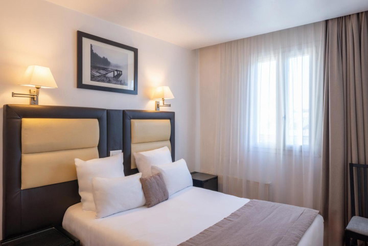 Hotel Cosmotel Marais République Paris - Saint-Maurice