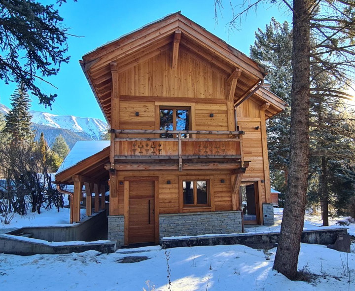 Chalet Neuf Eterlou 130 M Carrés 5 Chambres 10 Couchages à Serre Chevalier - Le Monêtier-les-Bains