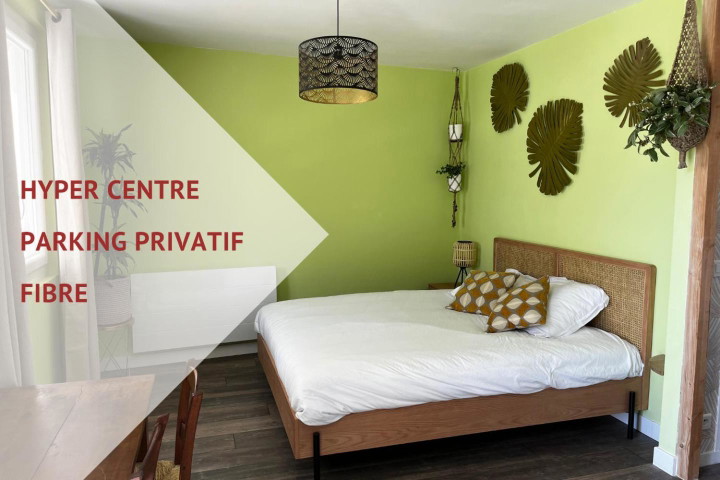 Ver T Chez Nous Parking Privé Ascenseur Balcon - Dordogne