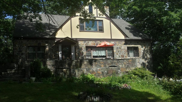 Maurrocks - A Pocono Mountains B&b - Pocono Mountains, PA