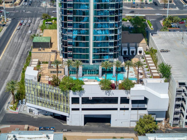 Luxury Penthouse 53rd Floor Breathtaking Strip Views Balcony - Las Vegas