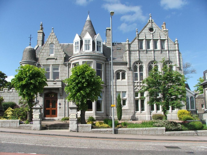 Atholl Hotel - Aberdeen