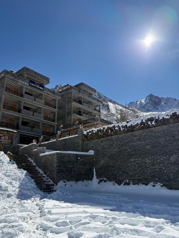 The Face Resort - Nepal