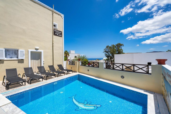 Vinas Place City Center - Santorini