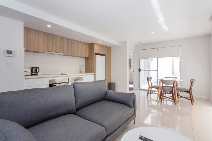 Stirling Apartment 1- Modern Central Apartment - Perth