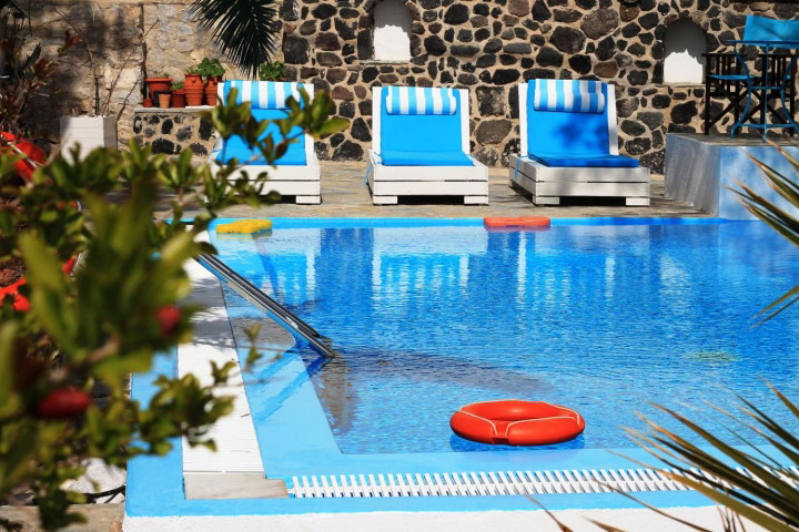 Evizorzia Villas - Santorini