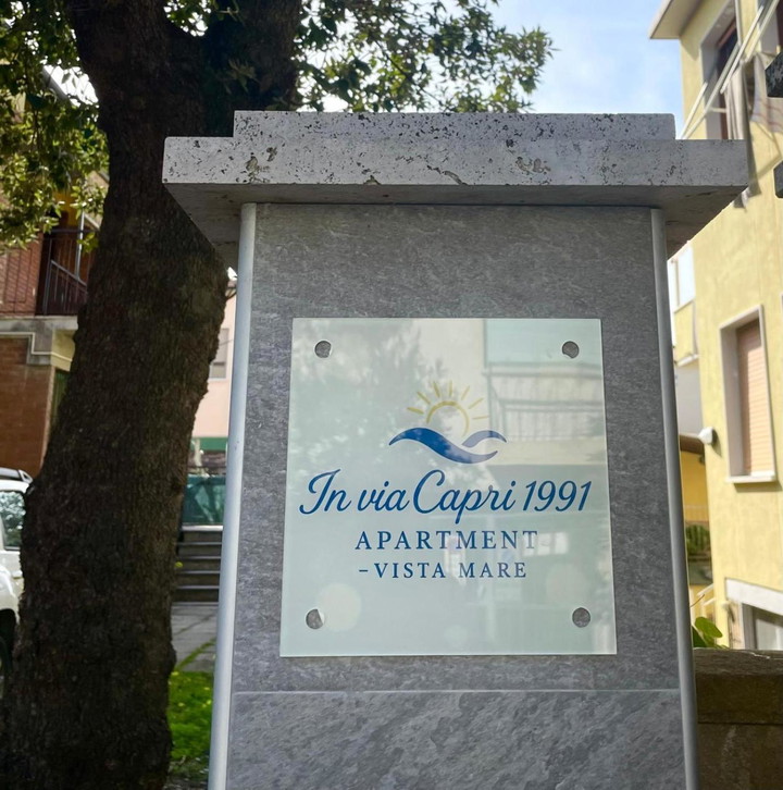 In Via Capri 1991 Apartment - Follonica