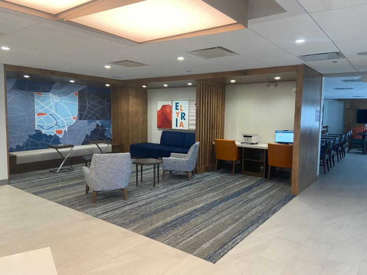 Holiday Inn Express & Suites Elyria By Ihg - Oberlin, OH