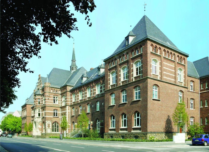 Collegium Leoninum - Bornheim