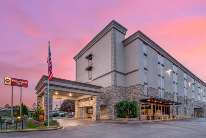 Best Western Plus Greenville I-385 Inn & Suites - Piedmont, SC