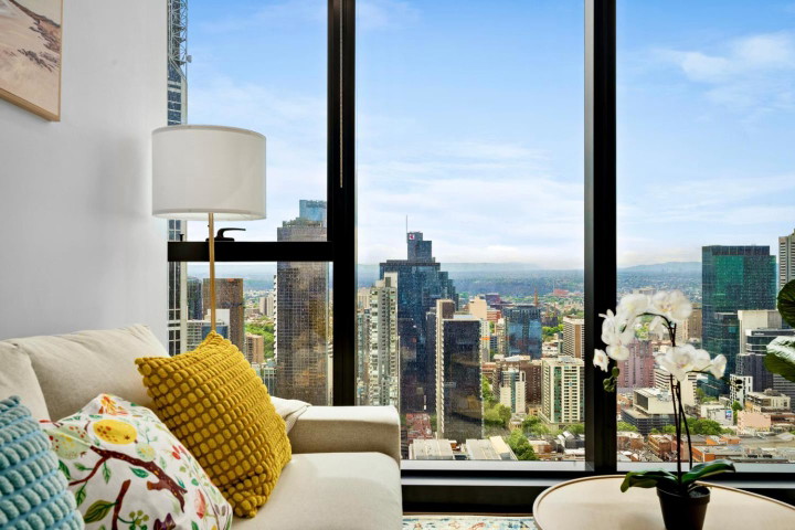 Home In The Sky 2br Apt With City And River View - Kensington