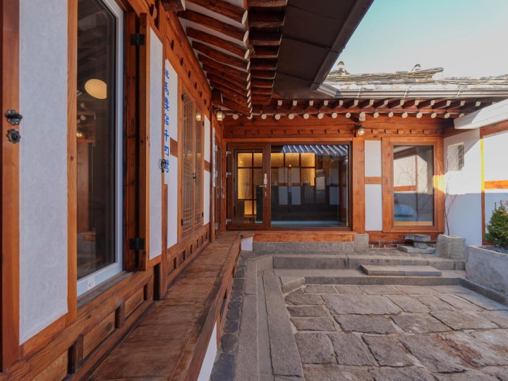 Bukchon Hanok - 'Yul Jae' - Seoul