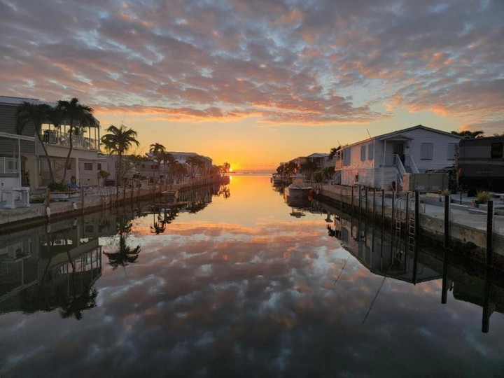 Pelican's Roost, Waterfront Comfort At Venture Out - Big Pine Key, FL