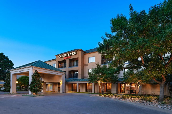 Courtyard By Marriott Dallas Plano In Legacy Park - Plano