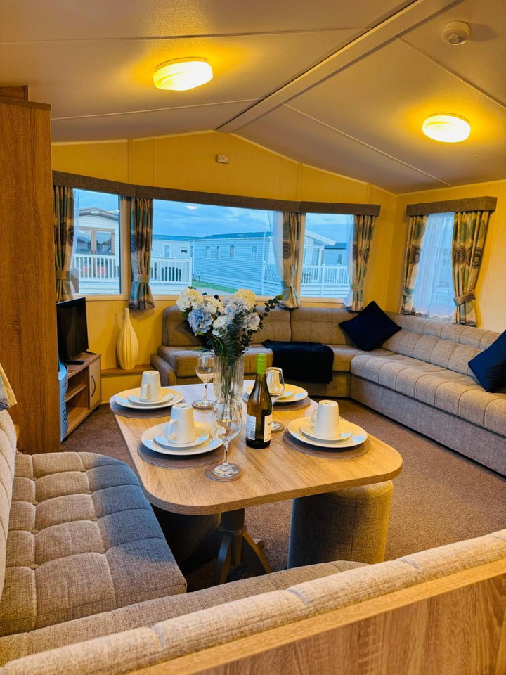 Little Cha-am Caravan Hire At Silver Sands - Elgin