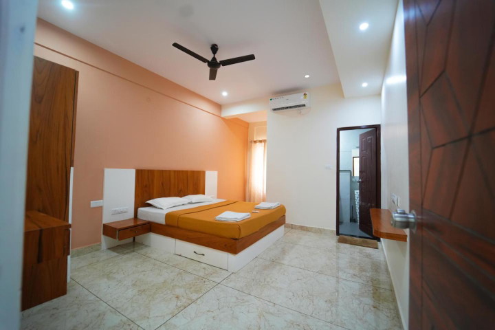 Nandan Enclave 2bhk & 3bhk Family Apartments In Mysore Parking & Kitchen - Mysuru