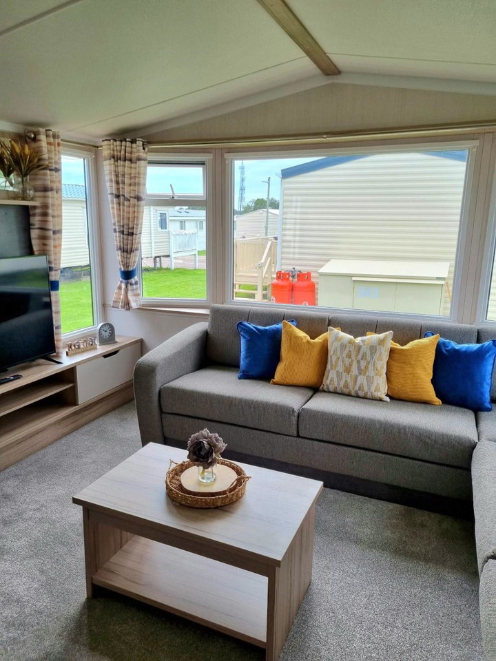 Modern Family Caravan With Wifi At Valley Farm, Clacton-on-sea - Clacton-on-Sea