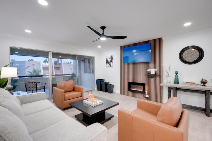Old Town Oasis! Modern Unit W/ Resort-style Pool - Scottsdale, AZ