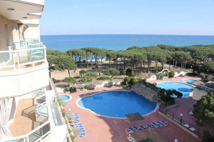 Bravaholidays-250-poblet - Blanes