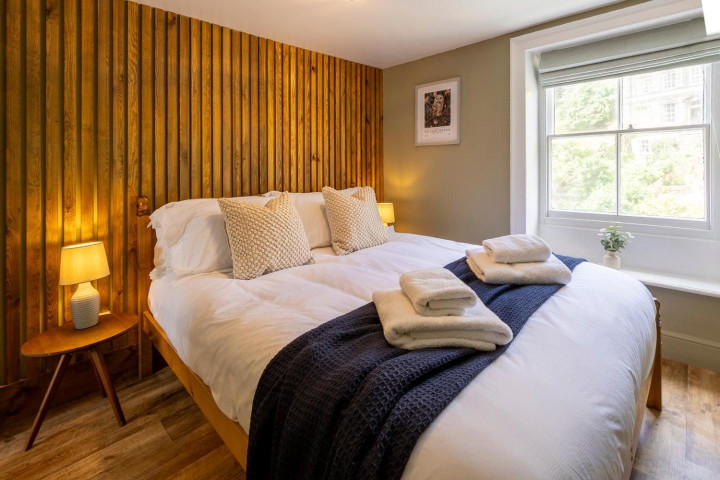 The Bolt Hole Town Centre Apartment, Dog Friendly - Whitby