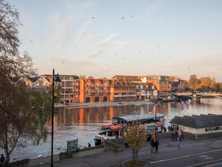 Radiant Penthouse On The Banks Of The Thames - Pass The Keys - Windsor