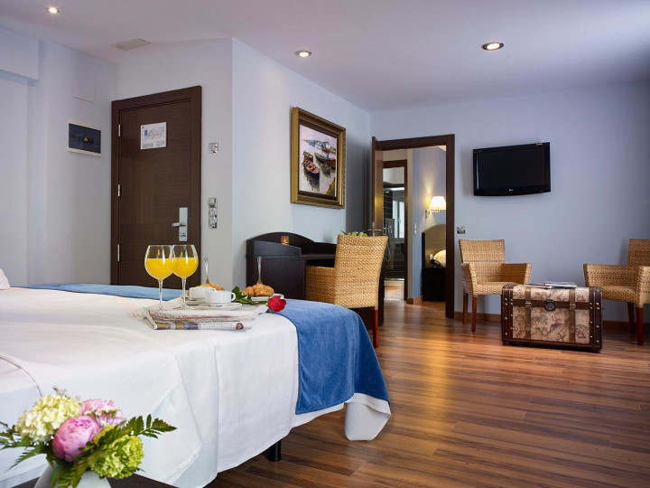 Hotel 40 Nudos - Avilés