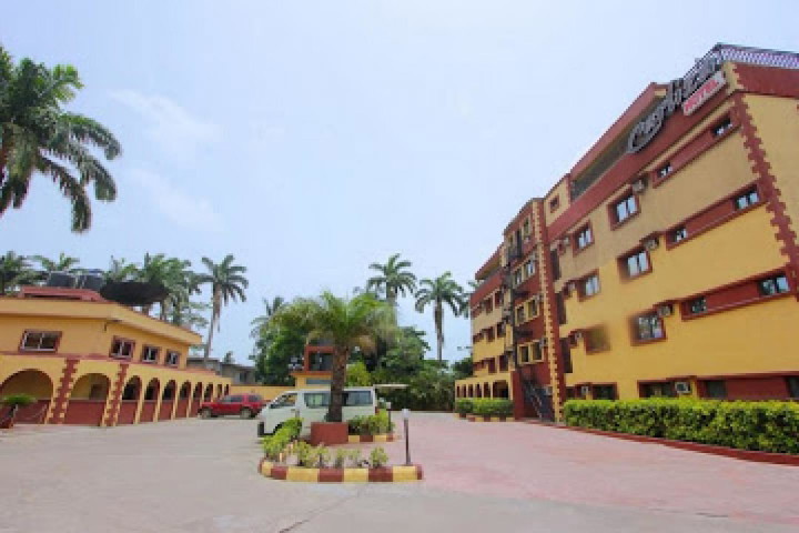 Carliza Hotel - Guest Room - Lagos, Nigeria