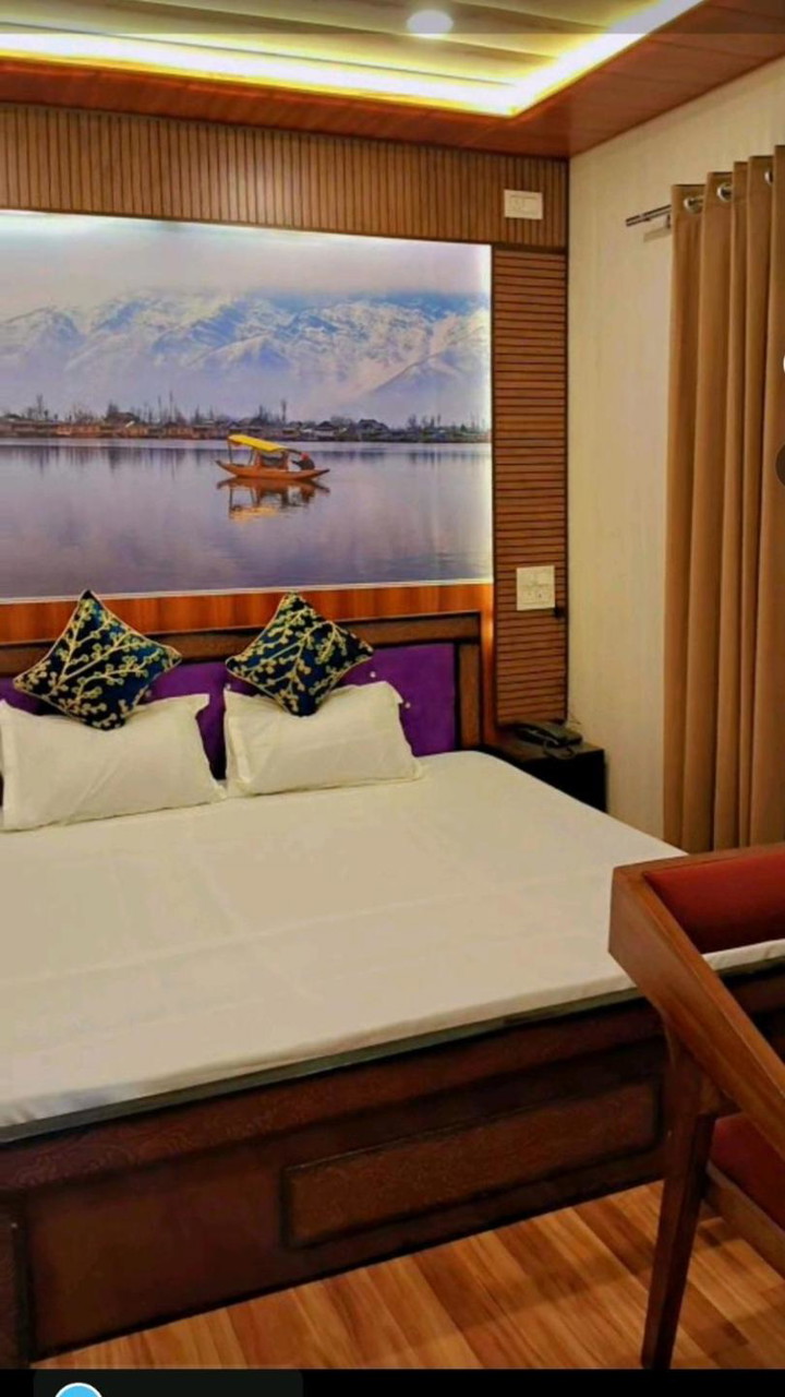 Hotel Bahishti Resisdance - Srinagar