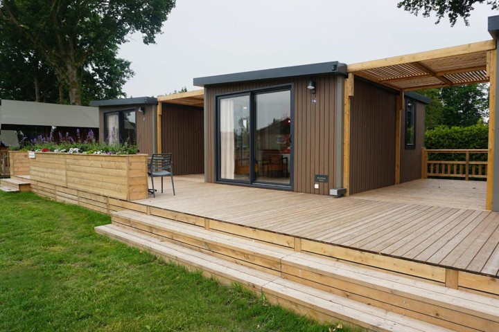 Groeps Villa 24 Pers. - Putten