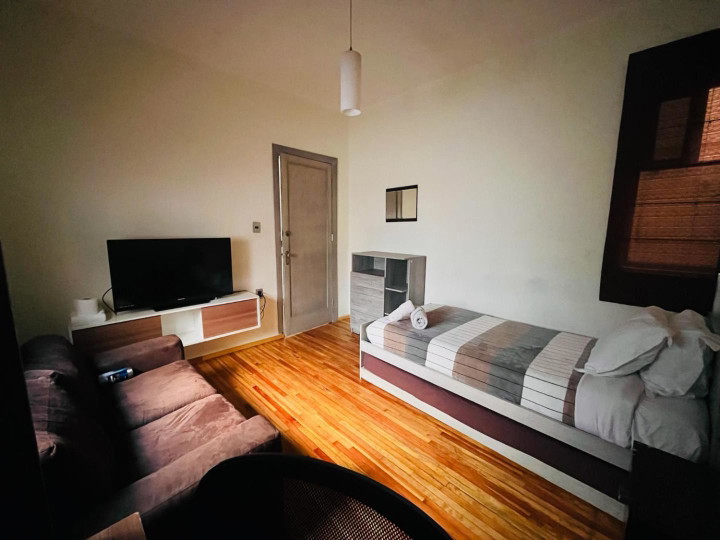 Departamento Remodelado Y Compartido En Roma Sur, Cerca Centro Médico - Mexico City