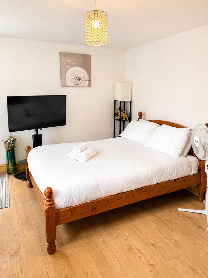 Cowley Basic Studio - Oxford