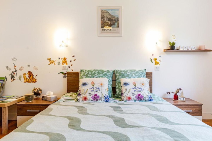 Chambre Privée Chez L' Habitant Pour 4 Personnes - Adé